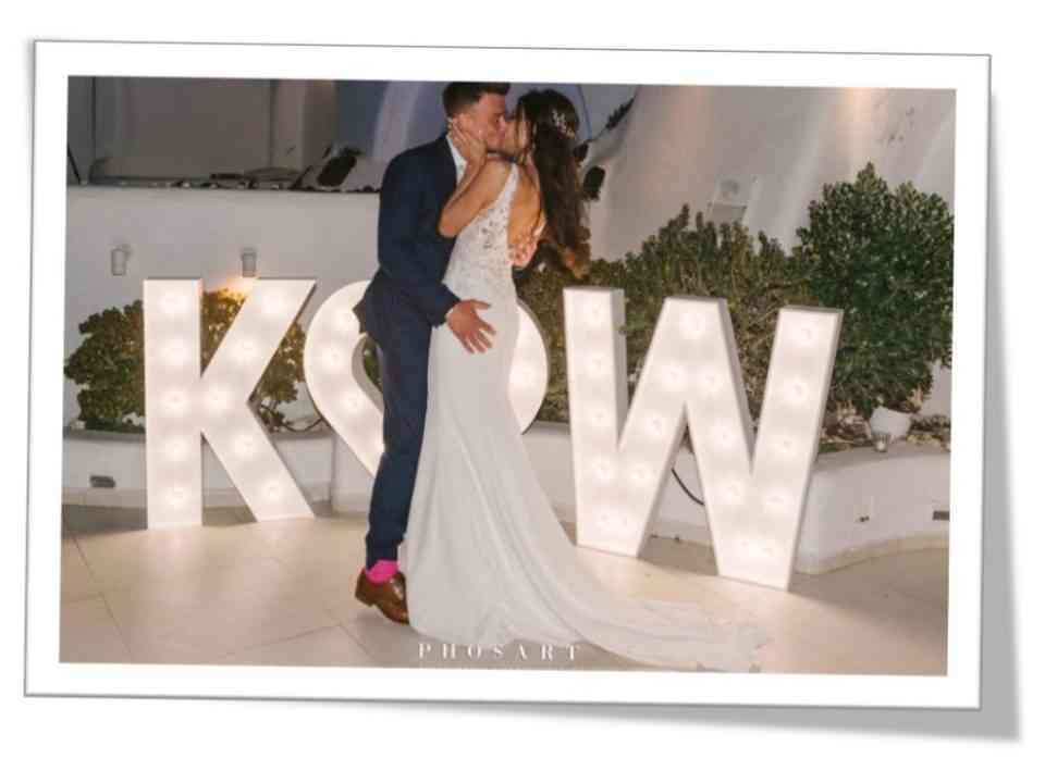 ΦΩΤΙΖΟΜΕΝΑ ΓΡΑΜΜΑΤΑ - Wedding Dj | dj για γάμο